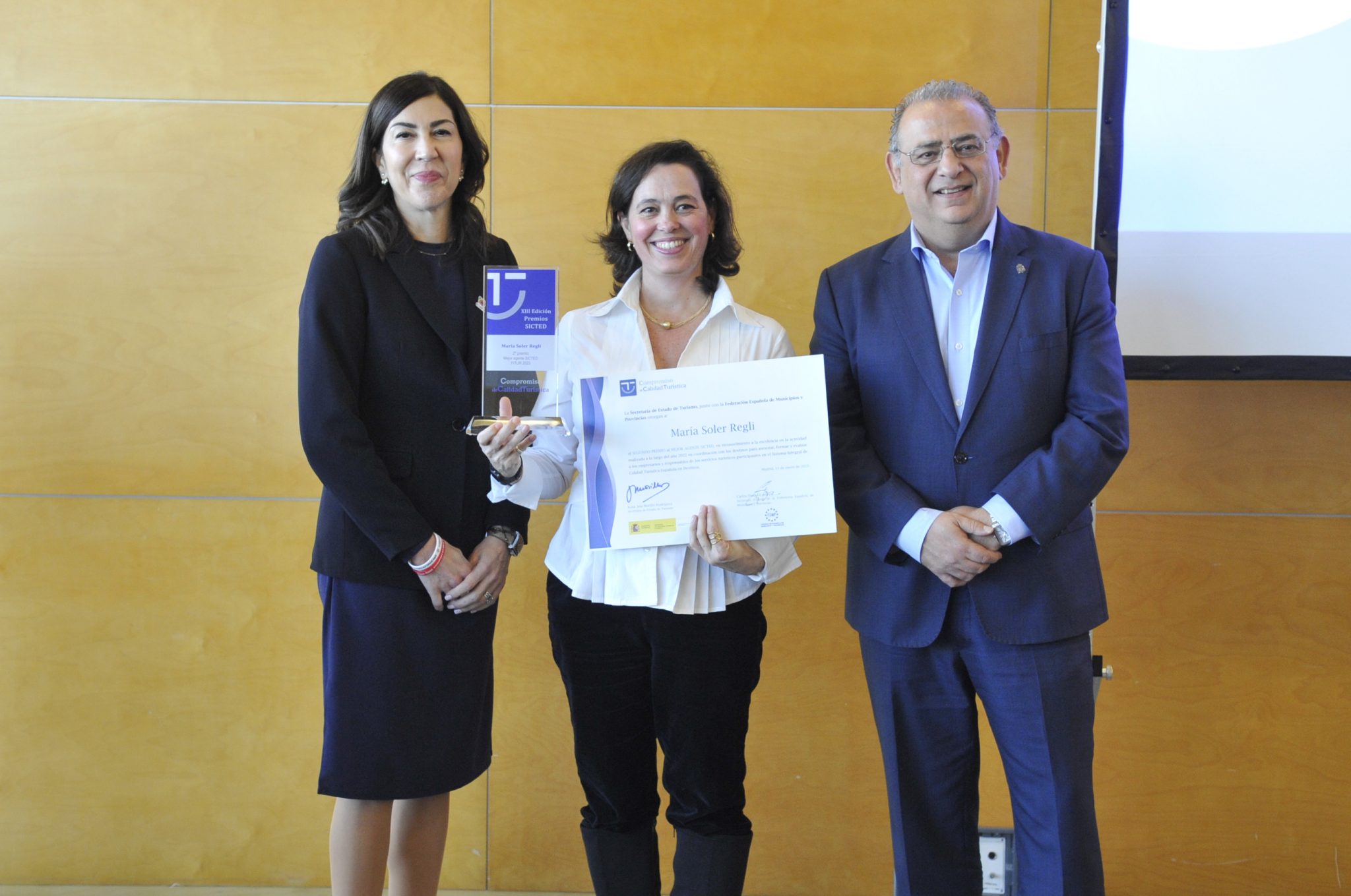 María Soler, 2º Premio a Mejor Agente SICTED - Álgida